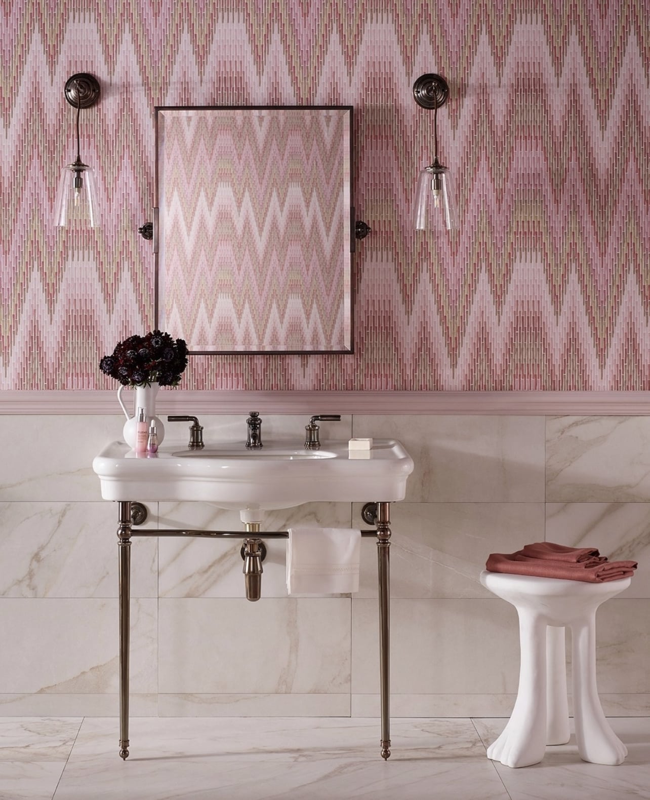 Pink Power: "How to Incorporate This Versatile Color in Your Decor ...