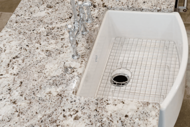 The Ultimate Guide to Countertops for White Kitchens - Unique Design Blog