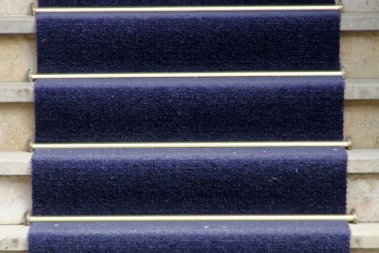 Bullnose Vs Waterfall Carpet on stairs: Easy Guide - Unique Design Blog